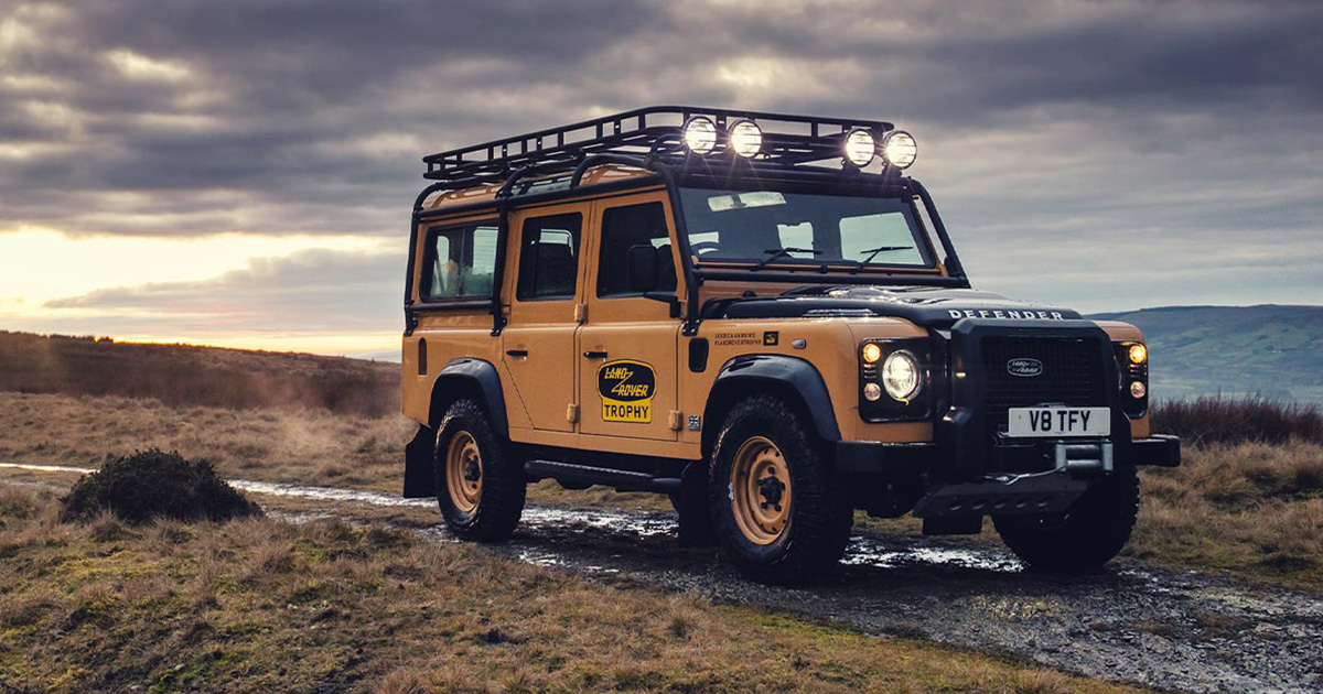 ปลุกตำนานความเก๋ากับบอดี้สุดคลาสสิค “LAND ROVER DEFENDER WORKS V8 TROPHY”