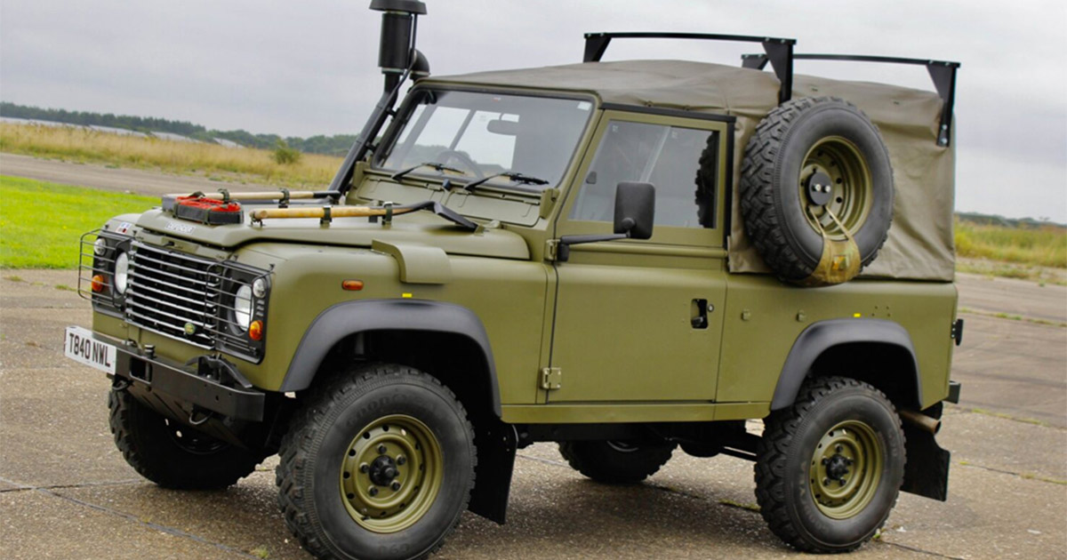 พร้อมประมูลแล้ว! LAND ROVER DEFENDER ‘WINTER WATER WOLF’ รุ่นแรร์ไอเท็ม ...